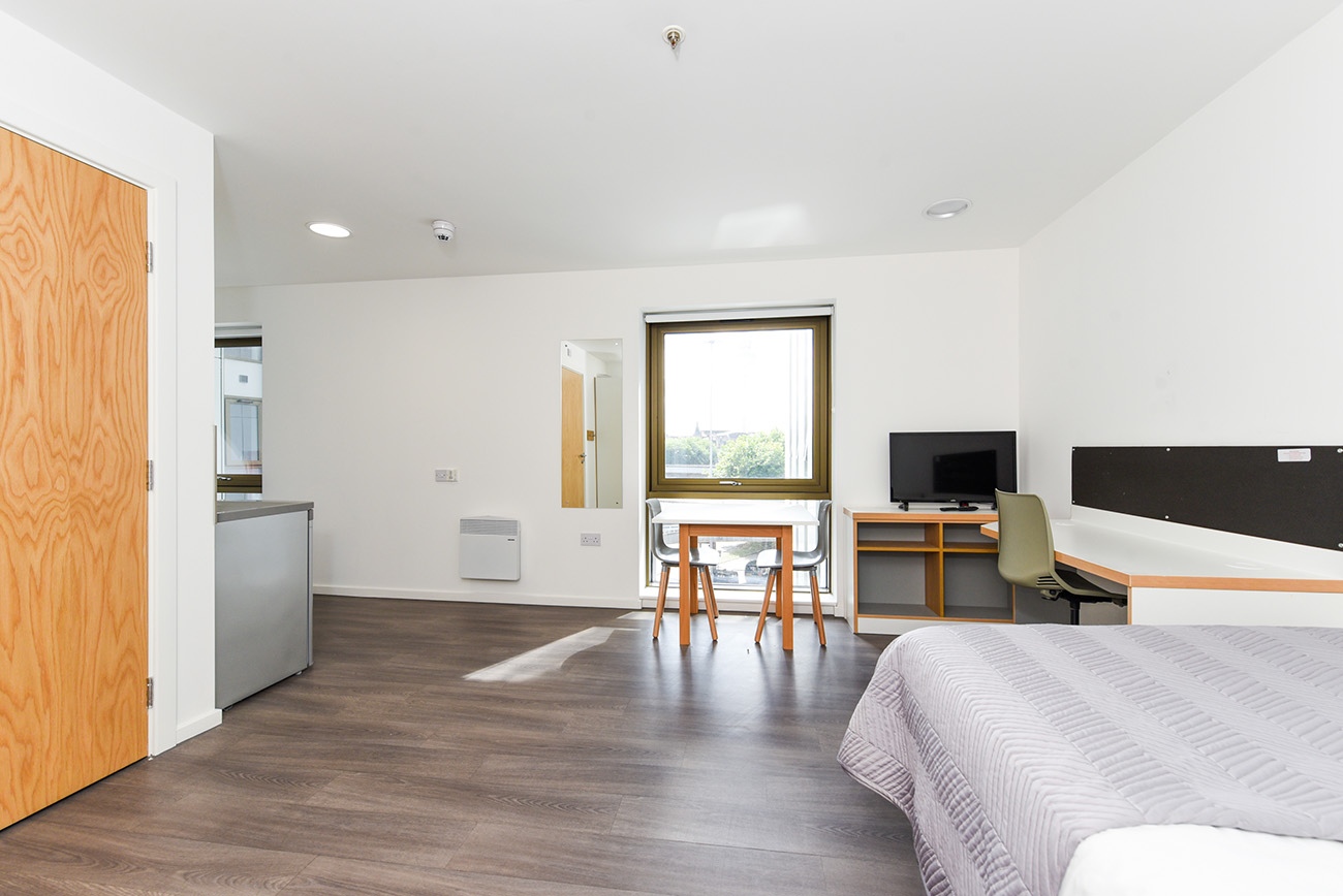 Byrom Point Liverpool Studios & Ensuites | Student Roost