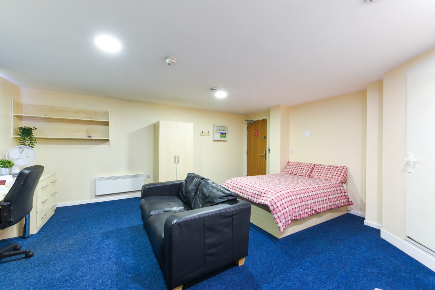 Trinity Square, Student Studios & Ensuites, Nottingham | Student Roost
