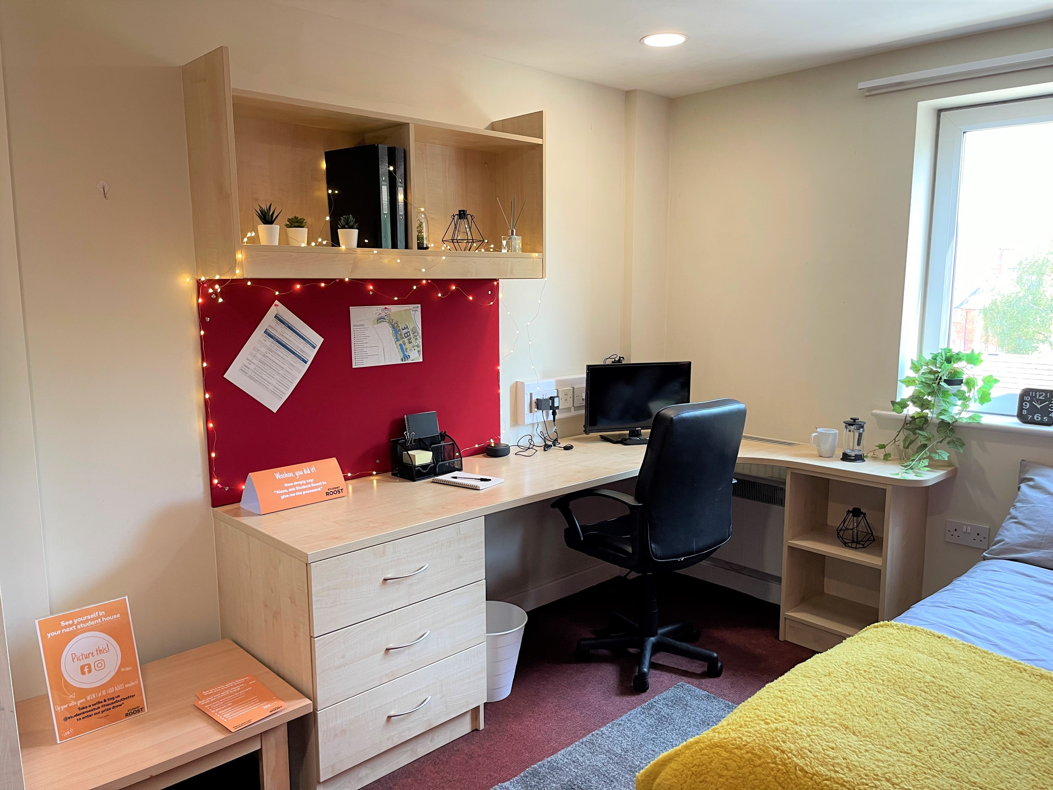 Nottingham Two | Student Studios & En-Suites |… | Student Roost