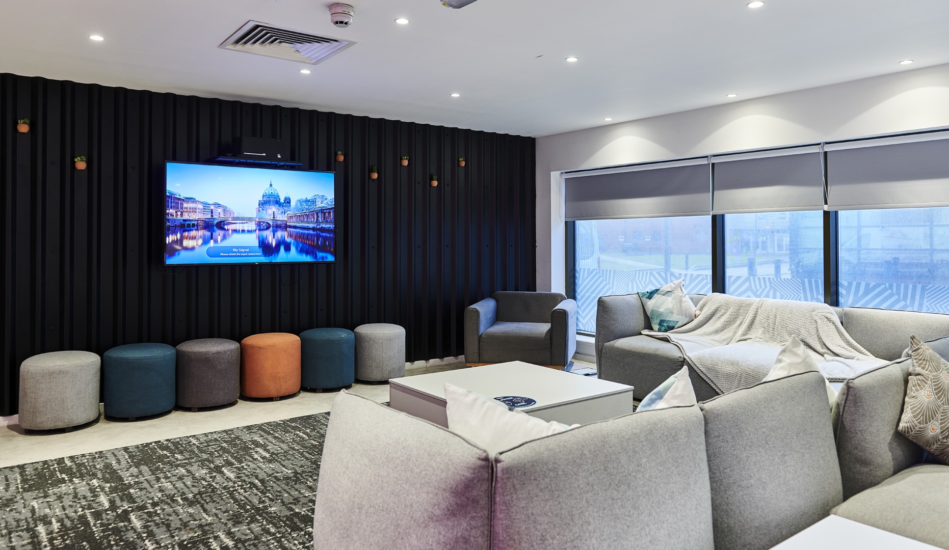 Apollo Court Liverpool Studios & Ensuites | Student Roost