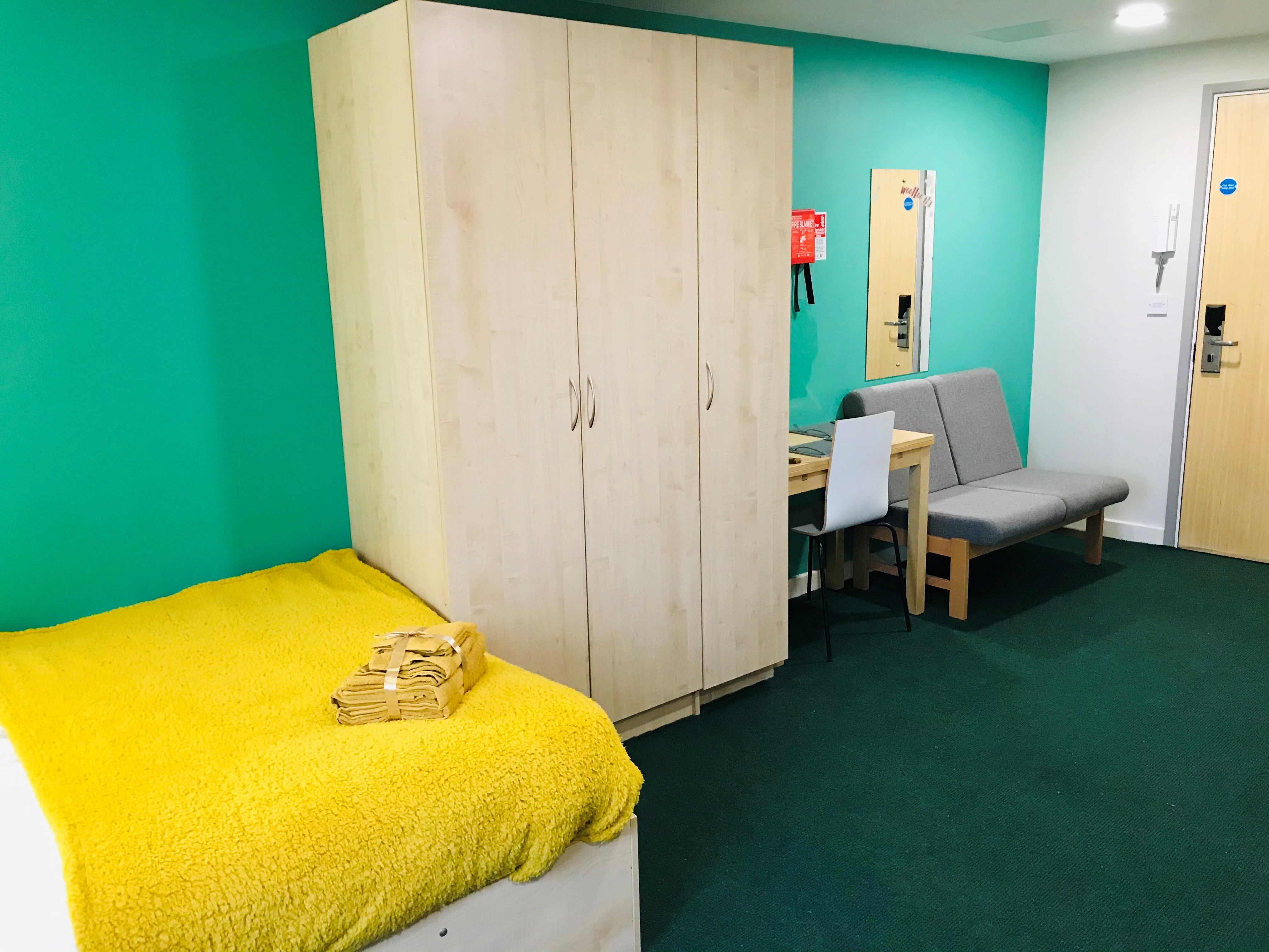 Nottingham Two, Student Studios & Ensuites, Nottingham | Student Roost