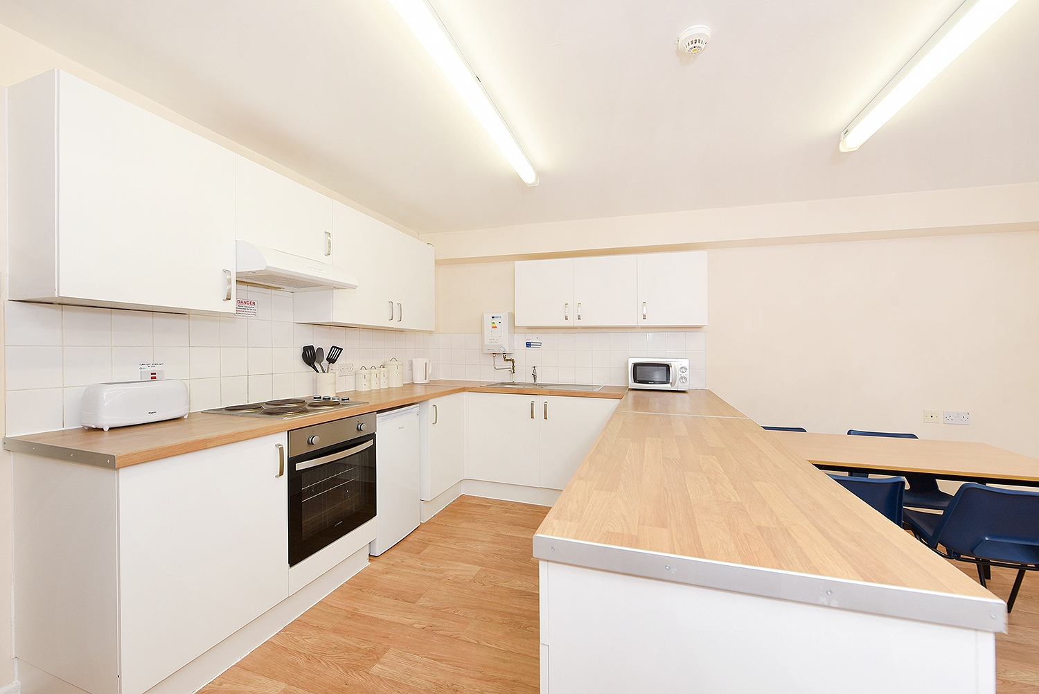 Snowdon Hall, Student Studios & Ensuites, Wrexham | Student Roost